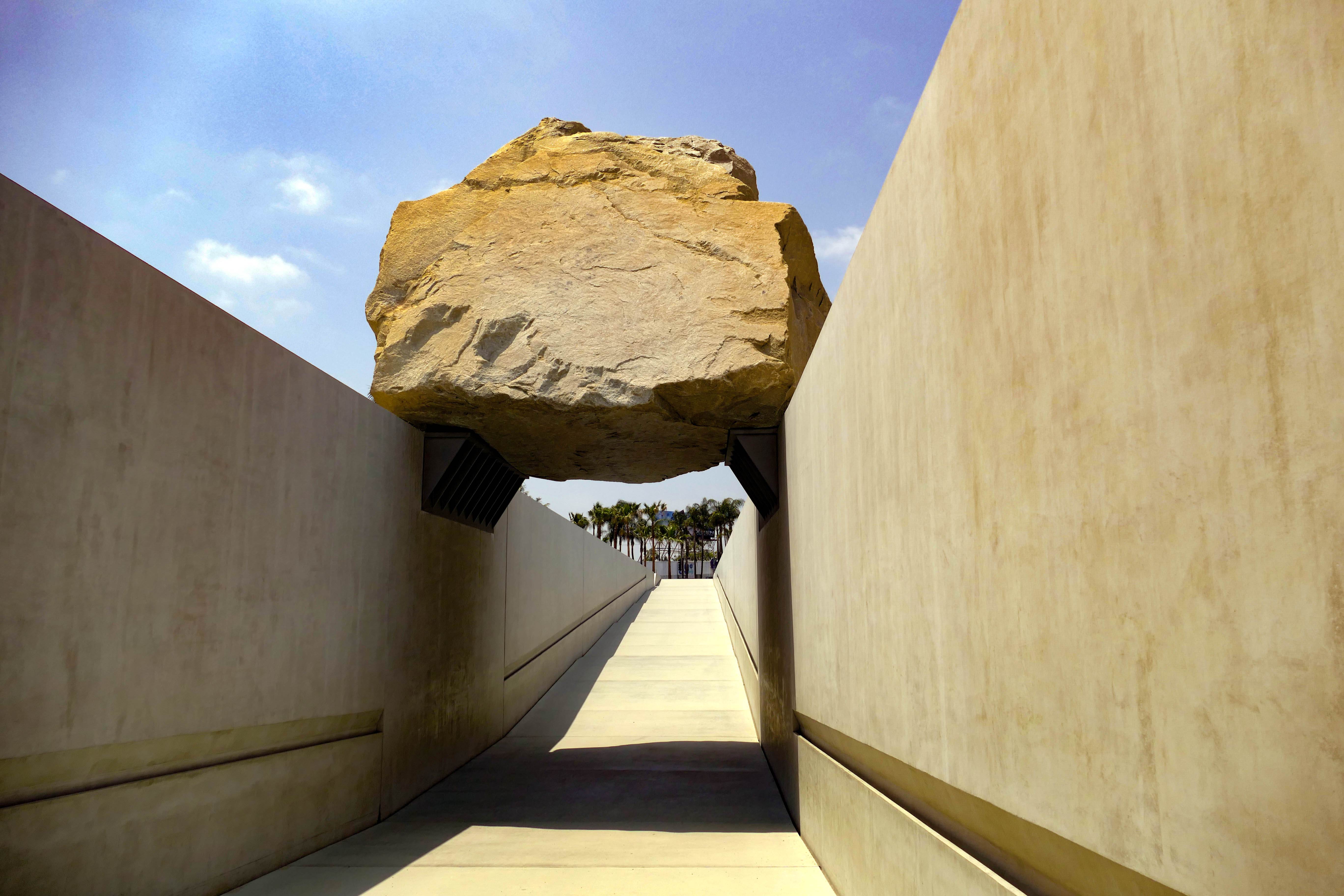 “Levitated Mass” at LACMA | Explore California